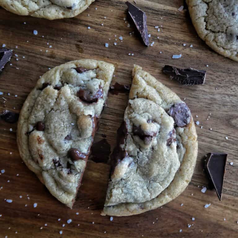 The Best Chocolate Chip Cookies (Soft & Chewy) - Dee's Little Kitchn