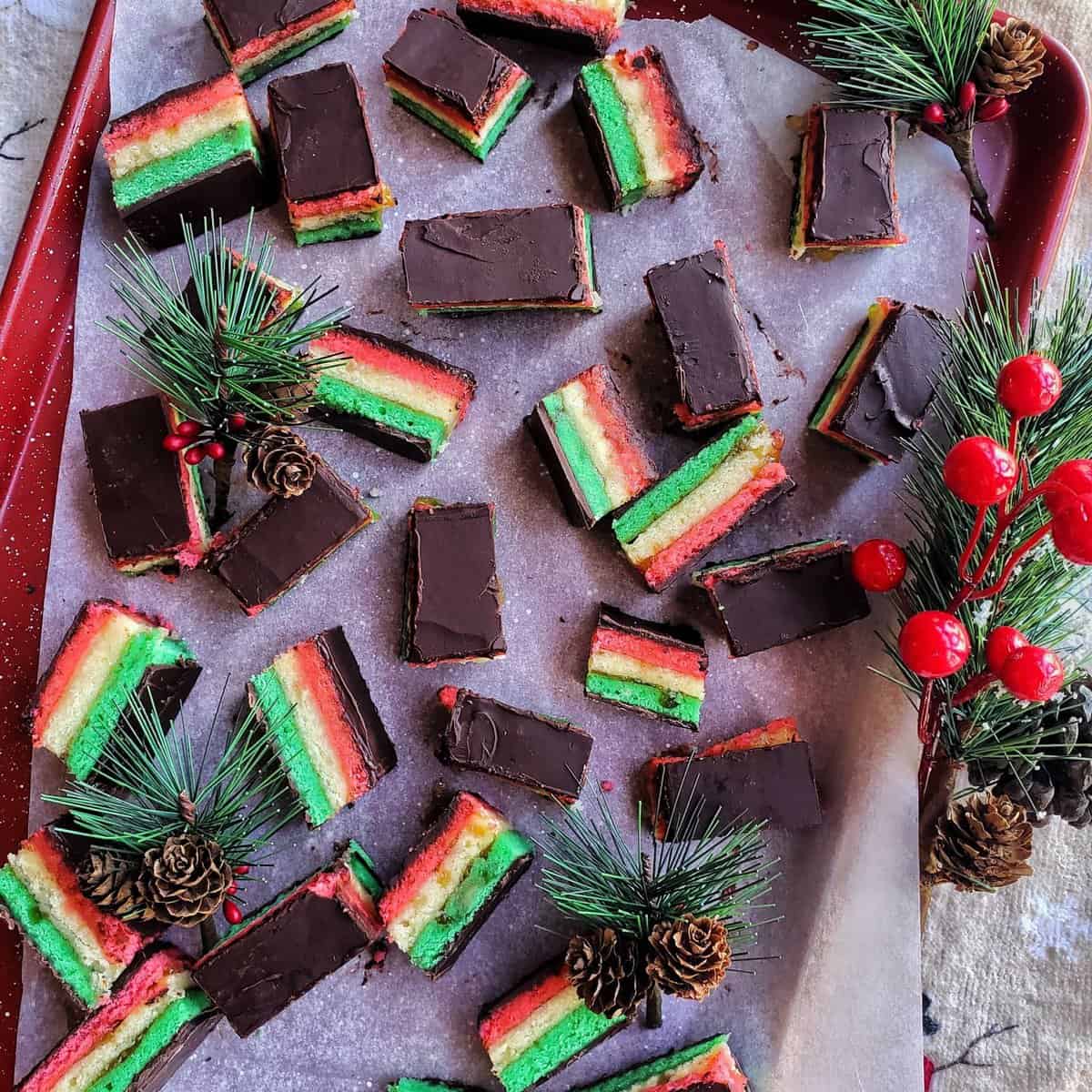 Homemade Italian Rainbow Cookies (My Holiday Favorite!) - Dee's Little ...